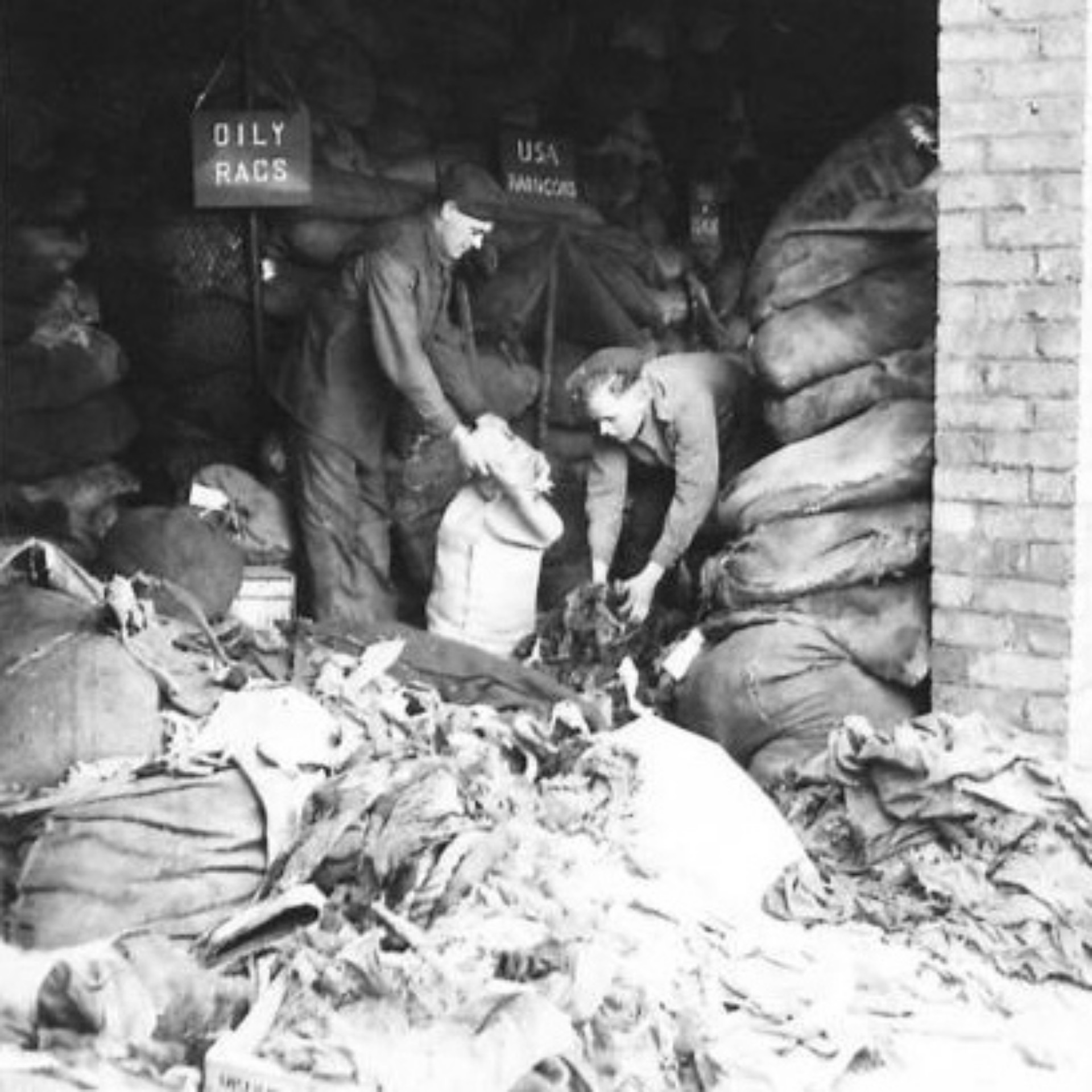 ©IWM H 28375 - WartimeNI